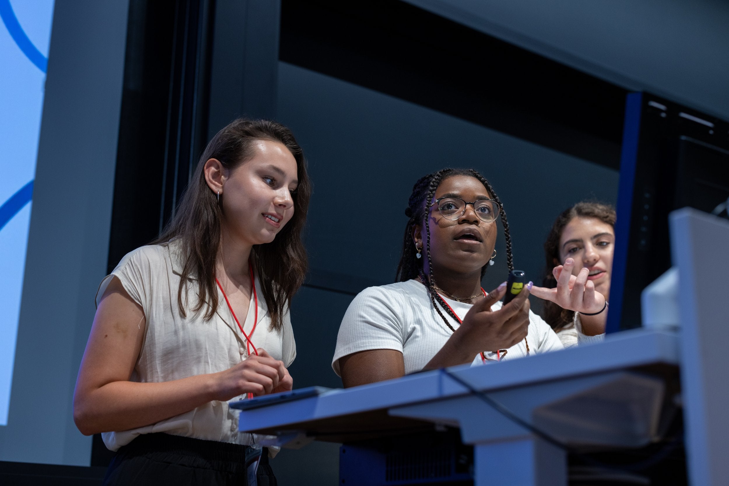 On-Campus Business Academies – The Academies by Harvard Student Agencies